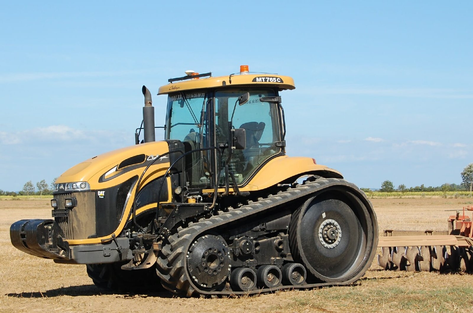 Kuo guminiai vikšrai yra geresni už plieninius? | Nodum.lt